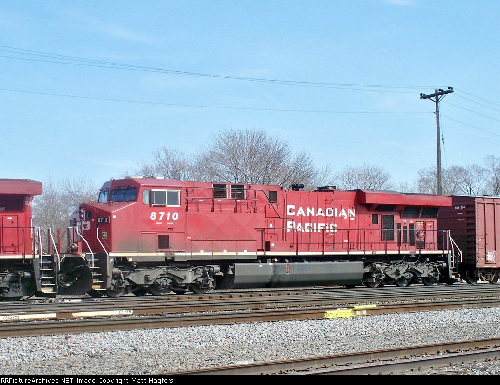 CP 8710
